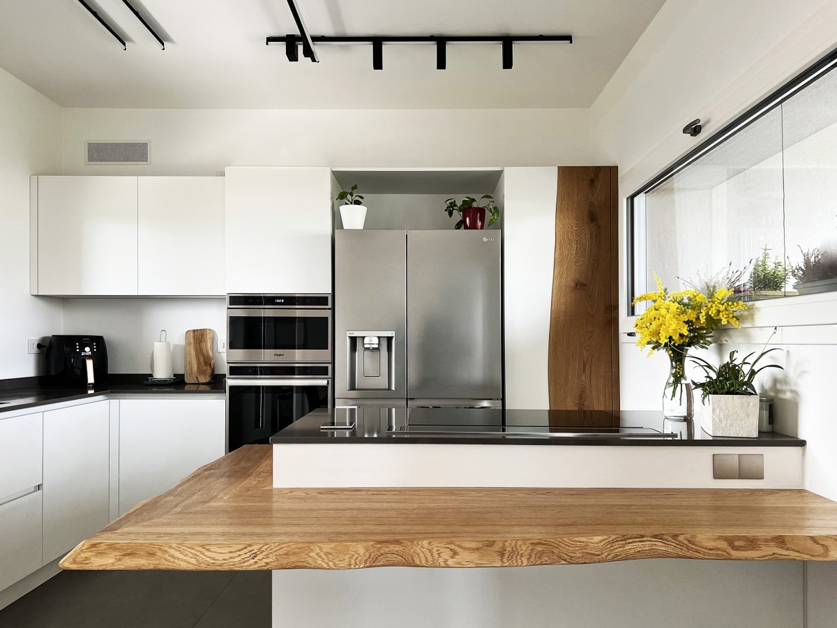 CUCINA MODERNA CON ROVERE - De Paoli Romano