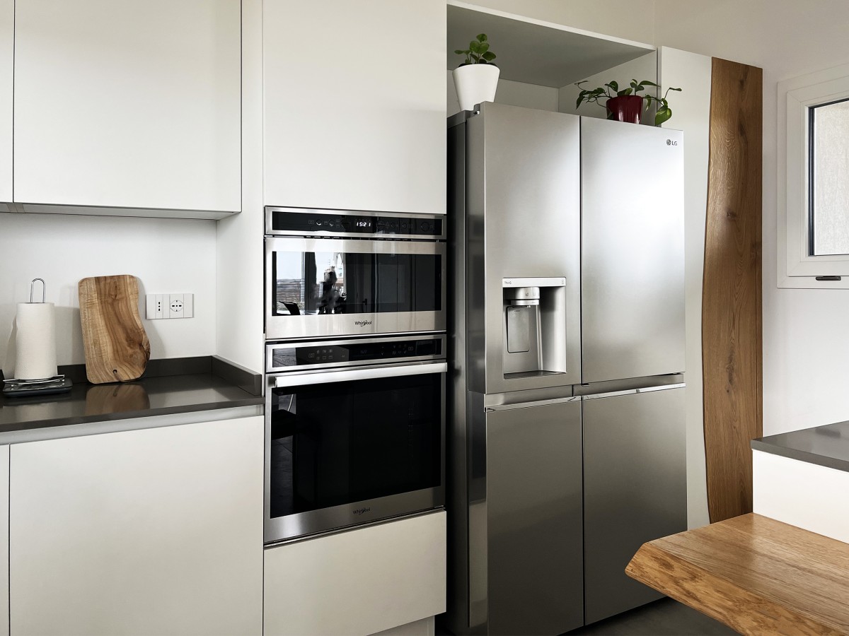 CUCINA MODERNA CON ROVERE - De Paoli Romano